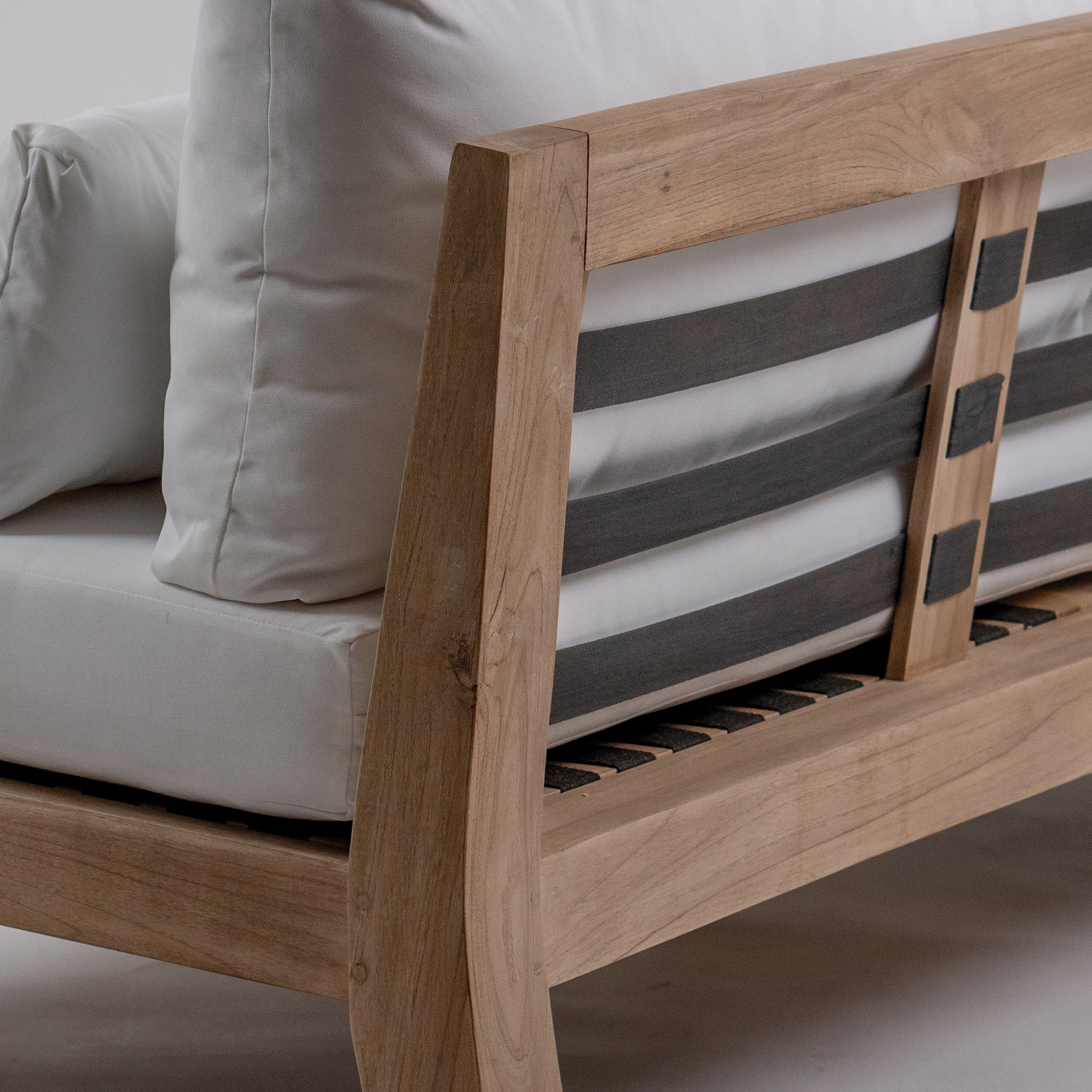 Elijah 3-Seater Sofa – Casa Selma