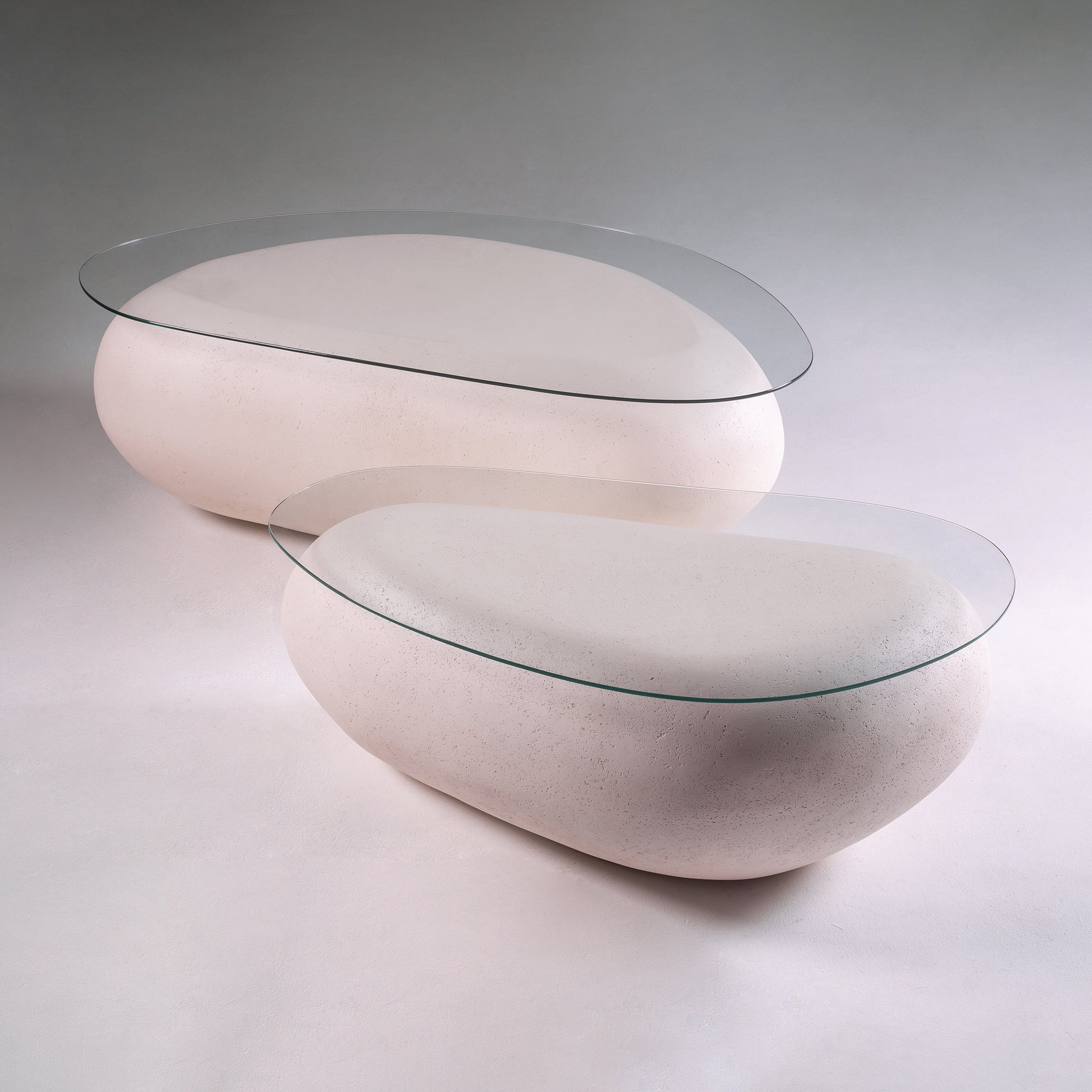 Pebble Table – Casa Selma
